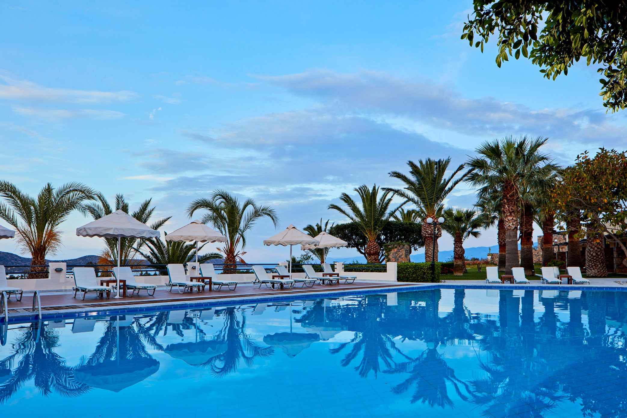 Elounda Palm Hotel & Suites | Your home in Crete